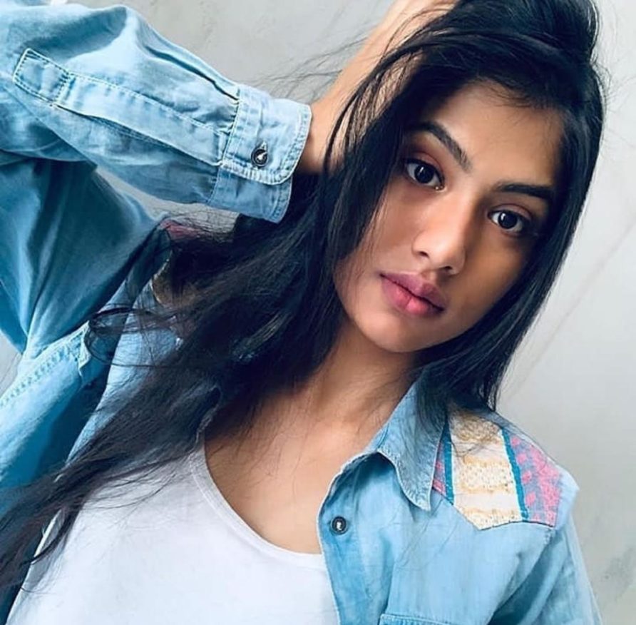 Yashi Tank Age Height Weight Net Worth Boyfriend Bio 2022 Net