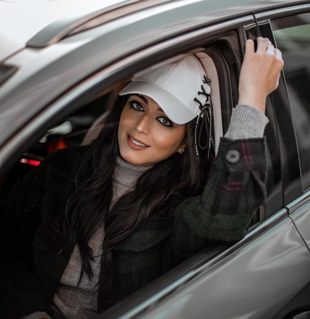 Jumana Khan Age Height Weight Net Worth Family Boyfriend 2022 jumana-khan-age-height-weight-net-worth-family-boyfriend-2022