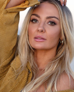 Brooke Evers - Age, Bio, Family, Height, Boyfriend, Weight 2022 - Net Worth